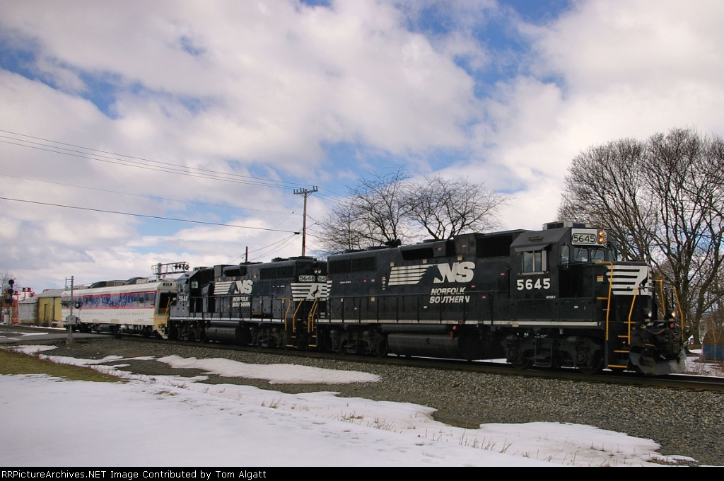 NZ 907 EB on the Lurgan Branch